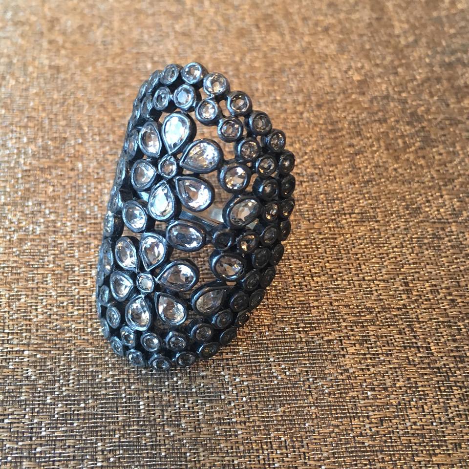 Galaxy Large Oval Cocktail Ring – Himatsingka Collection